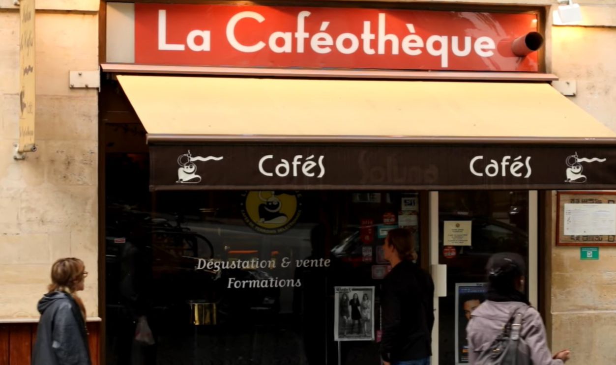 10 Adorable Pet-Friendly Cafes Around The World - PetsAndPals